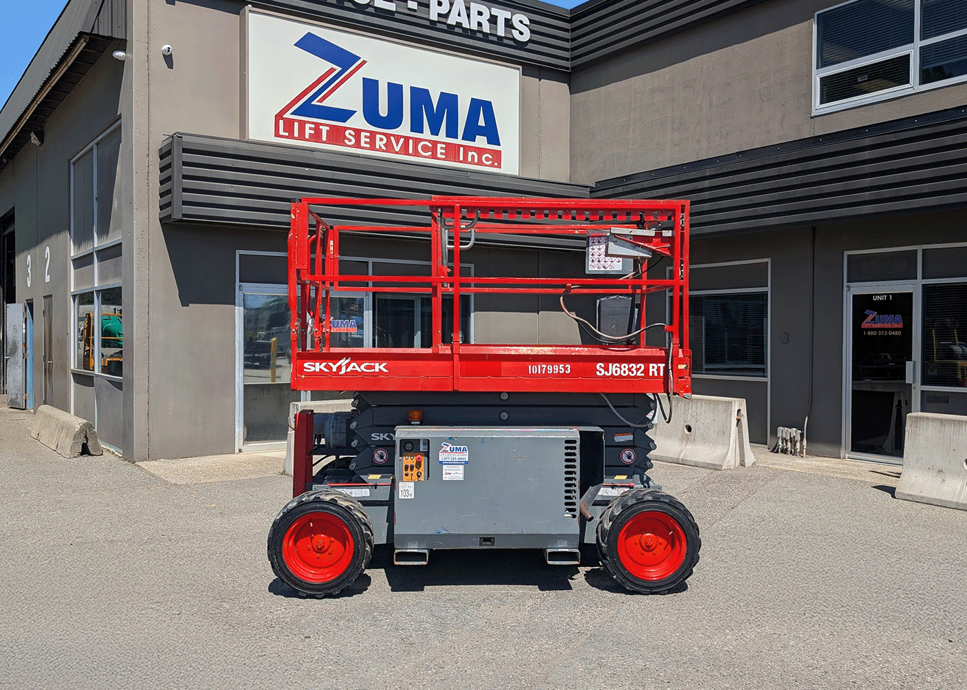 Dual Fuel Scissor Lifts